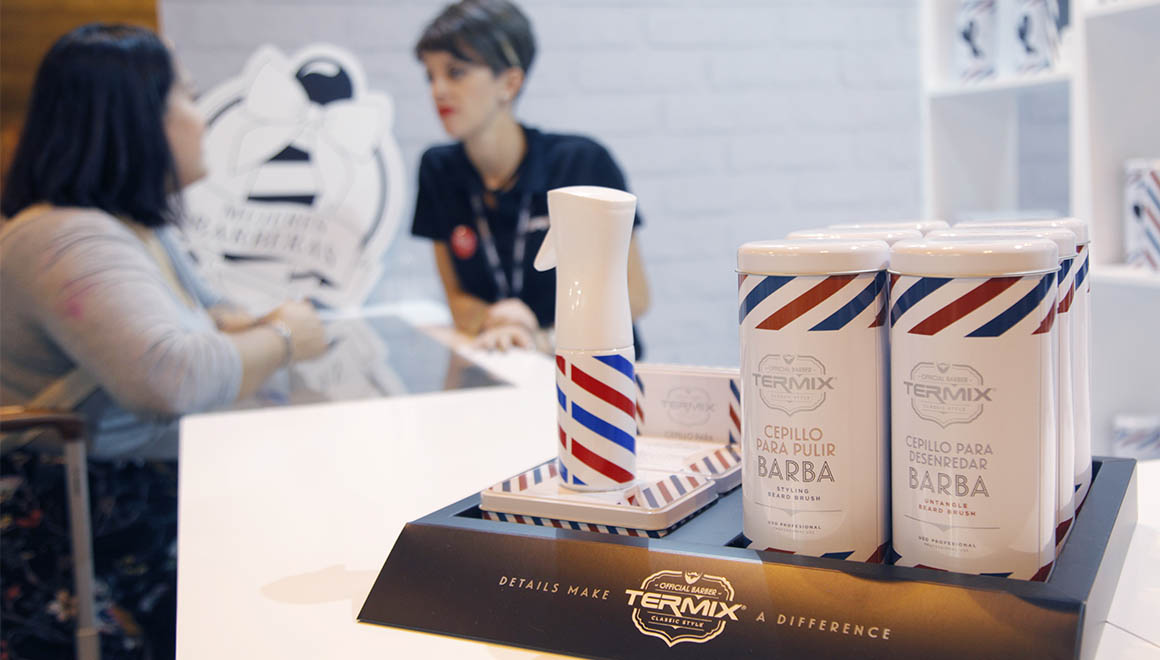 Termix introduces the ultimate 7" Premium Barber scissors - Blog Termix ...