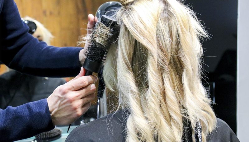 New brushing technique: hair waves with professional Black Brush - Blog ...